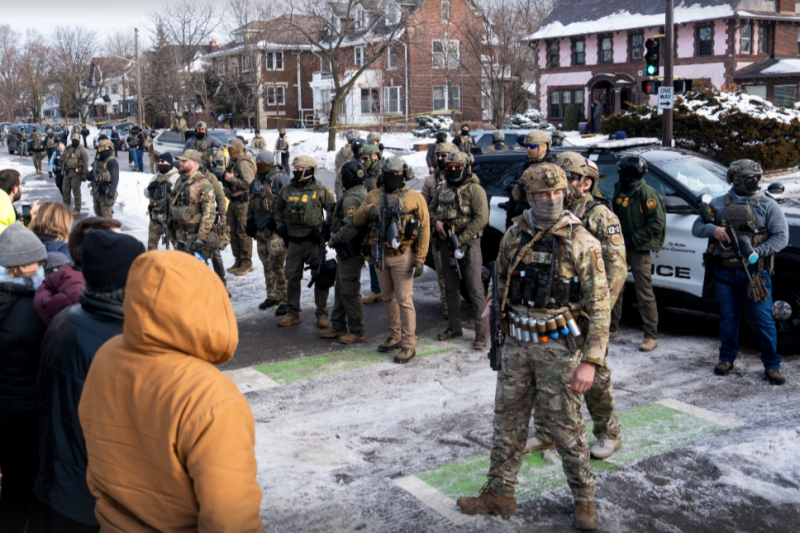 Ice a Minneapolis: quando lo Stato uccide e accusa le vittime di essere ...