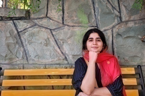 Sepideh Gholian - giornalista e attivista iraniana, ha documentato le ...