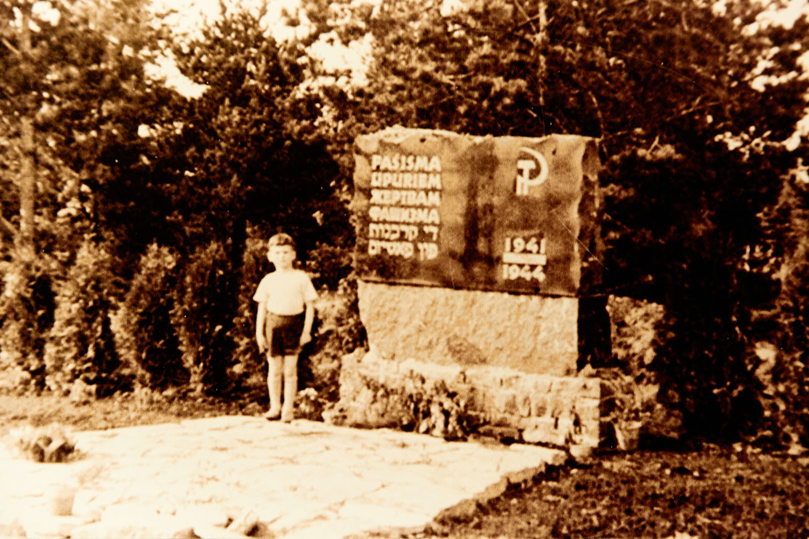 Ricordo delle vittime dell'eccidio di Rumbula: volti e storie [galleria ...