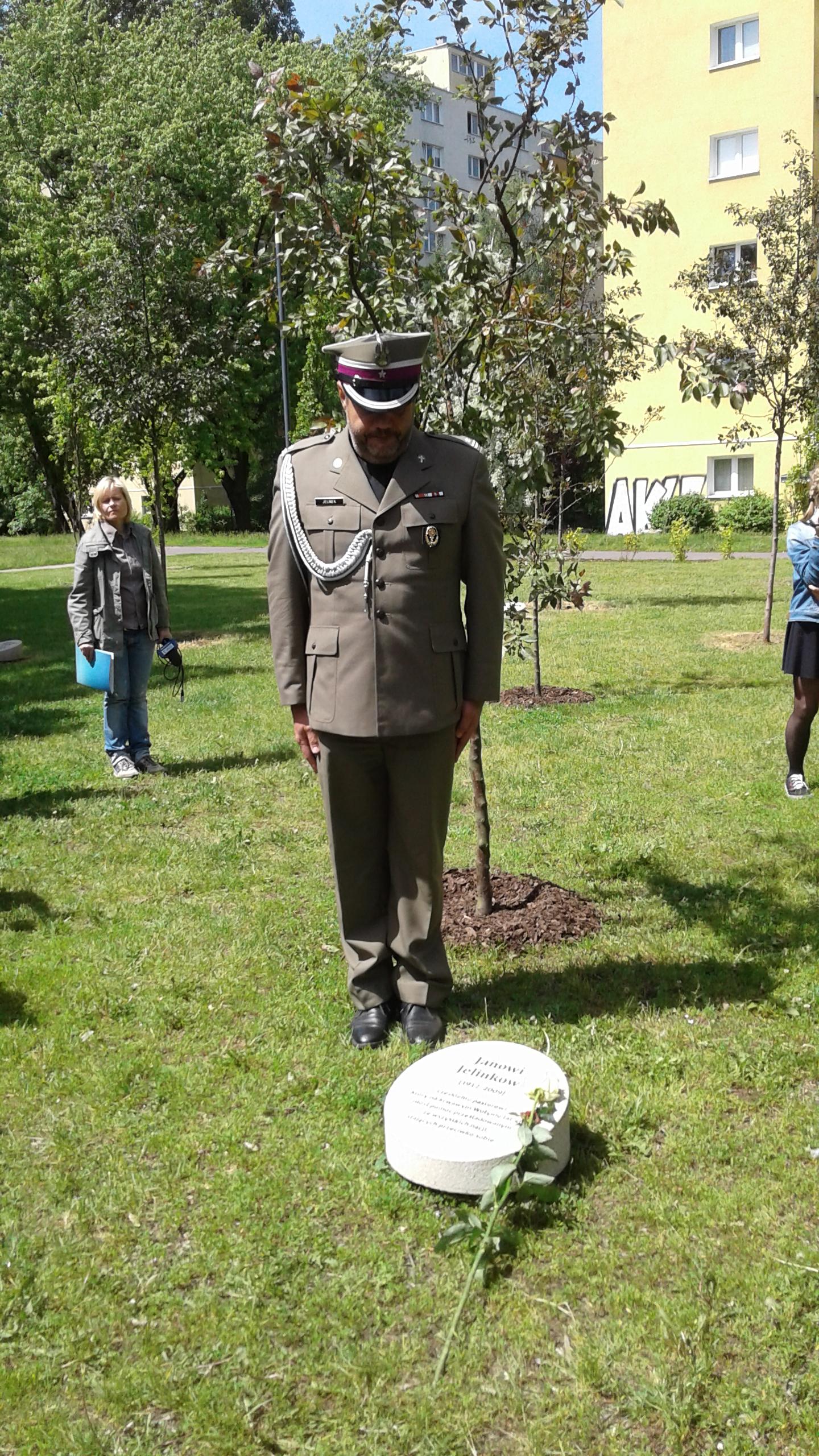 Jan Jelinek - parroco ceco dal villaggio Kupychiv in Volyn. Durante la ...